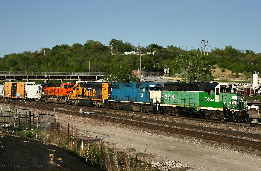 Southbound BNSF Yard Job Train